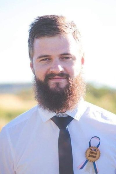 Begin your English learning journey with us!